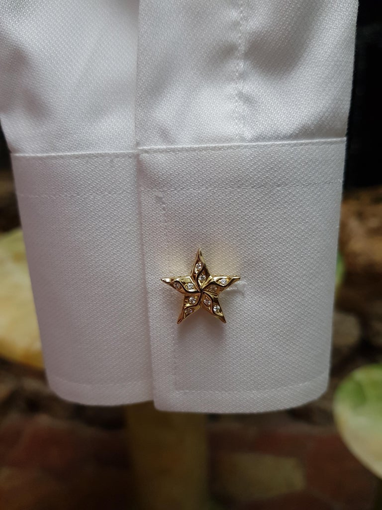 Diamond Star Cufflinks Set in 18 Karat Gold Settings For Sale at 1stDibs