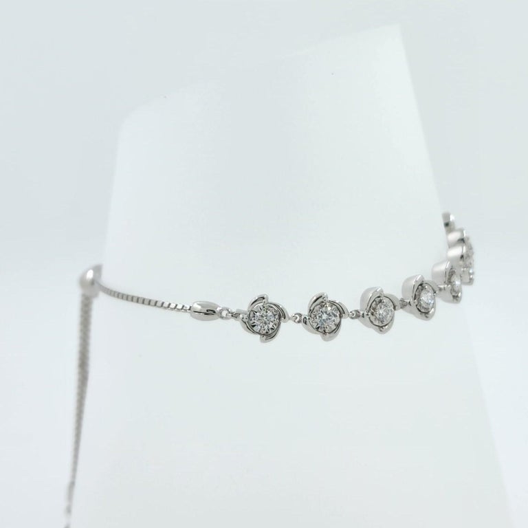 Diamond Station Bracelet 18K White Gold For Sale at 1stDibs