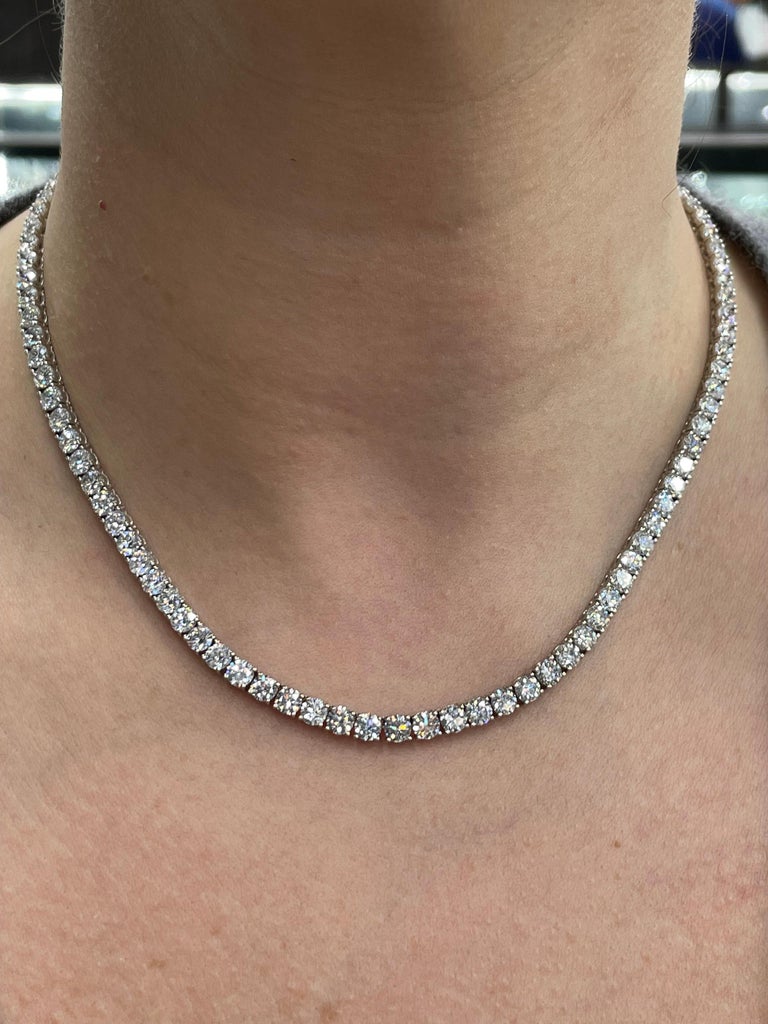 Diamond Straight Line Necklace 25.85 Carats Average 0.25cts 18 Karat ...