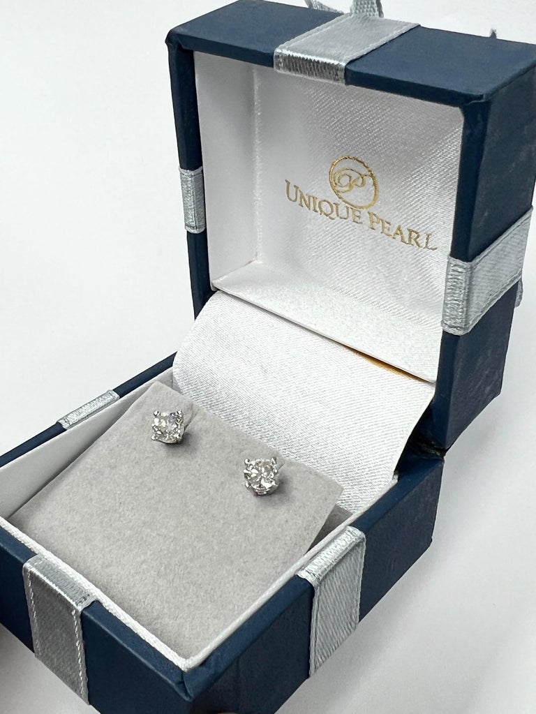 Diamond Studs For Sale at 1stDibs