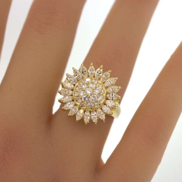 Diamond Sunflower Gold Ring For Sale at 1stDibs
