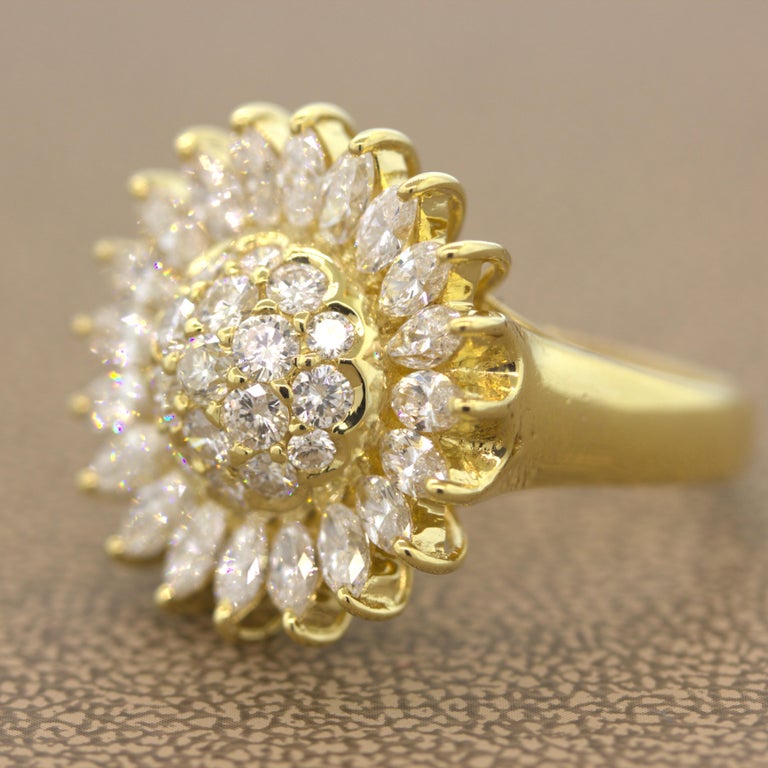 Diamond Sunflower Gold Ring For Sale at 1stDibs