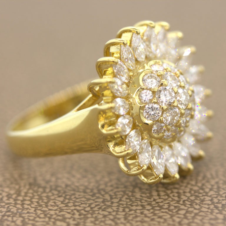 Diamond Sunflower Gold Ring For Sale at 1stDibs