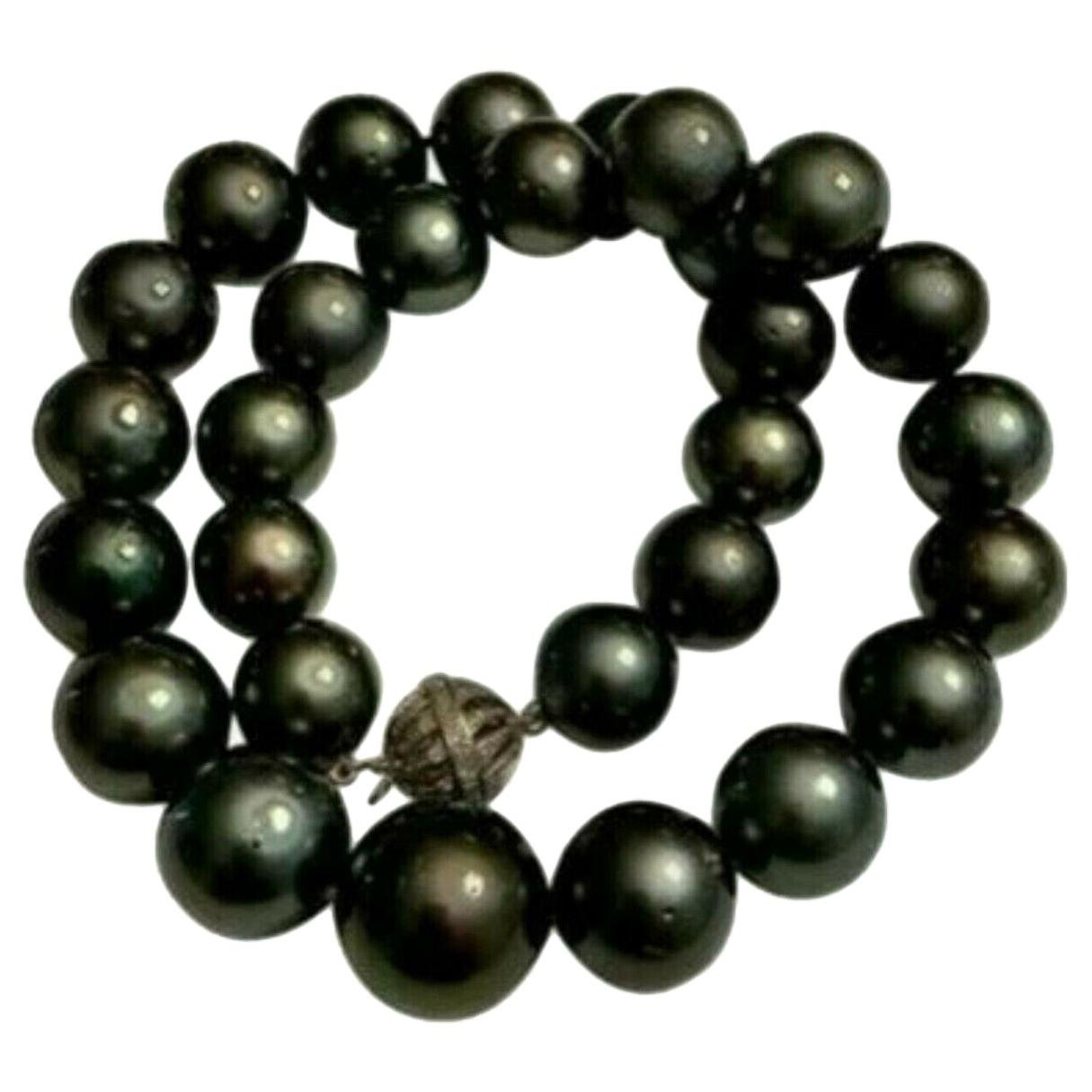 Diamond Tahitian Pearl Necklace 14k Gold Certified For Sale at 1stDibs