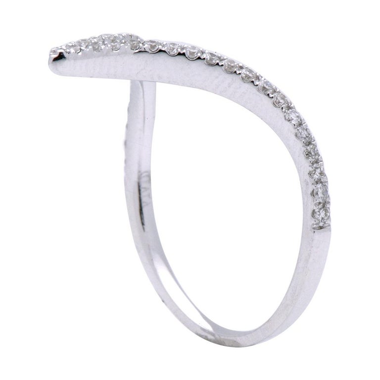 Diamond "V" Ring For Sale at 1stDibs