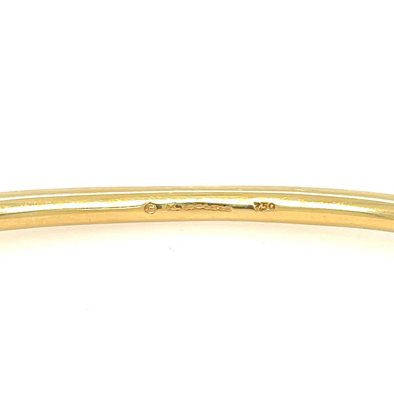 Diamond Wave Bangle 18K Yellow Gold For Sale at 1stDibs