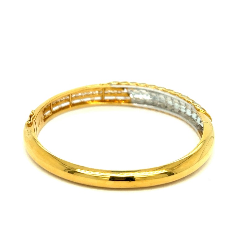 Diamond Yellow Gold Bangle Bracelet For Sale at 1stDibs
