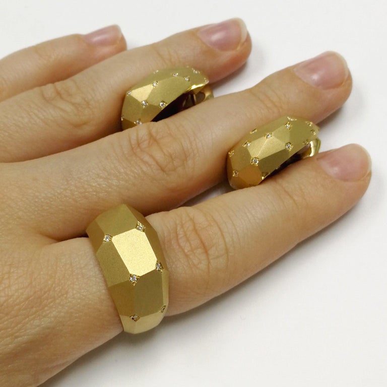 Customizable Diamonds 18 Karat Yellow Matte Gold Geometry Small Suite ...