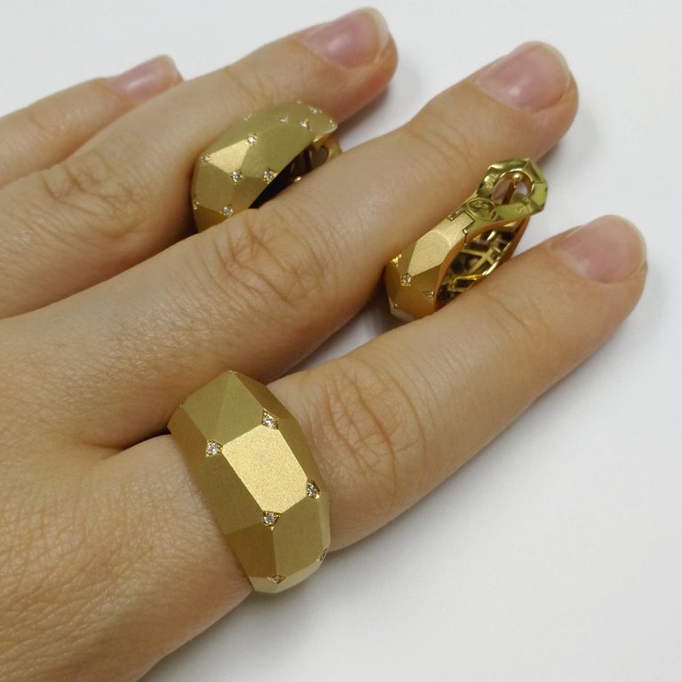 Customizable Diamonds 18 Karat Yellow Matte Gold Geometry Small Suite ...