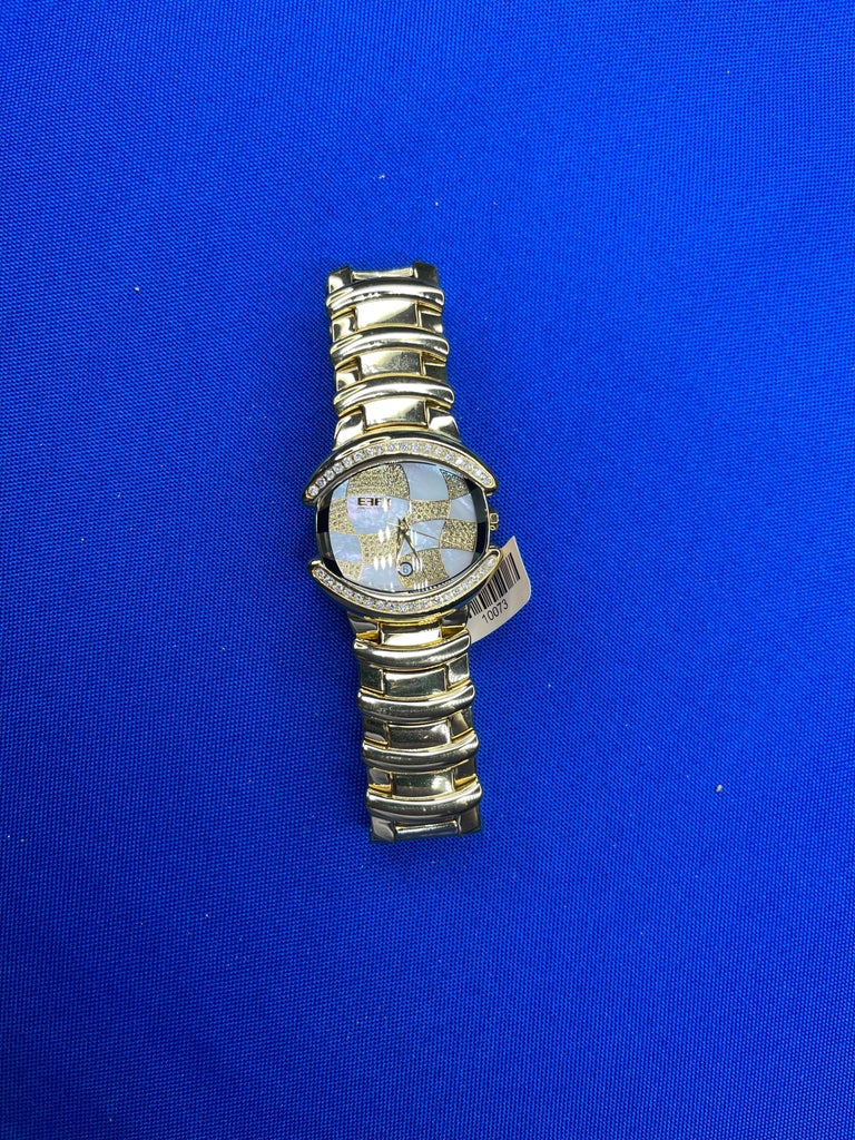 Diamonds Pave Dial Luxury Swiss Quartz Exotic Watch For Sale at 1stDibs