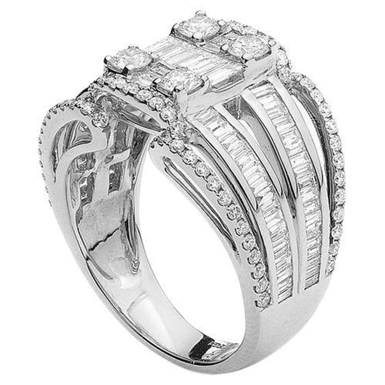 Diamonds White Gold Ring For Sale at 1stDibs