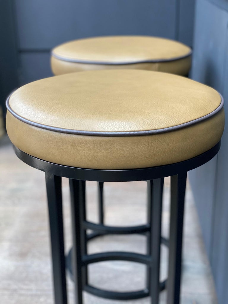Diana Bar Stool Circular in Steel Powder-Coated and Mousse Tan Leather ...