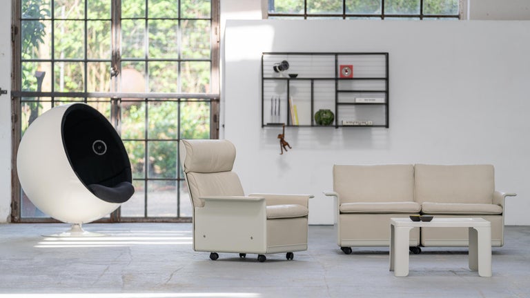 Dieter Rams, Table RZ 620 by Vitsœ, Germany Design 1962 for Sofa System ...