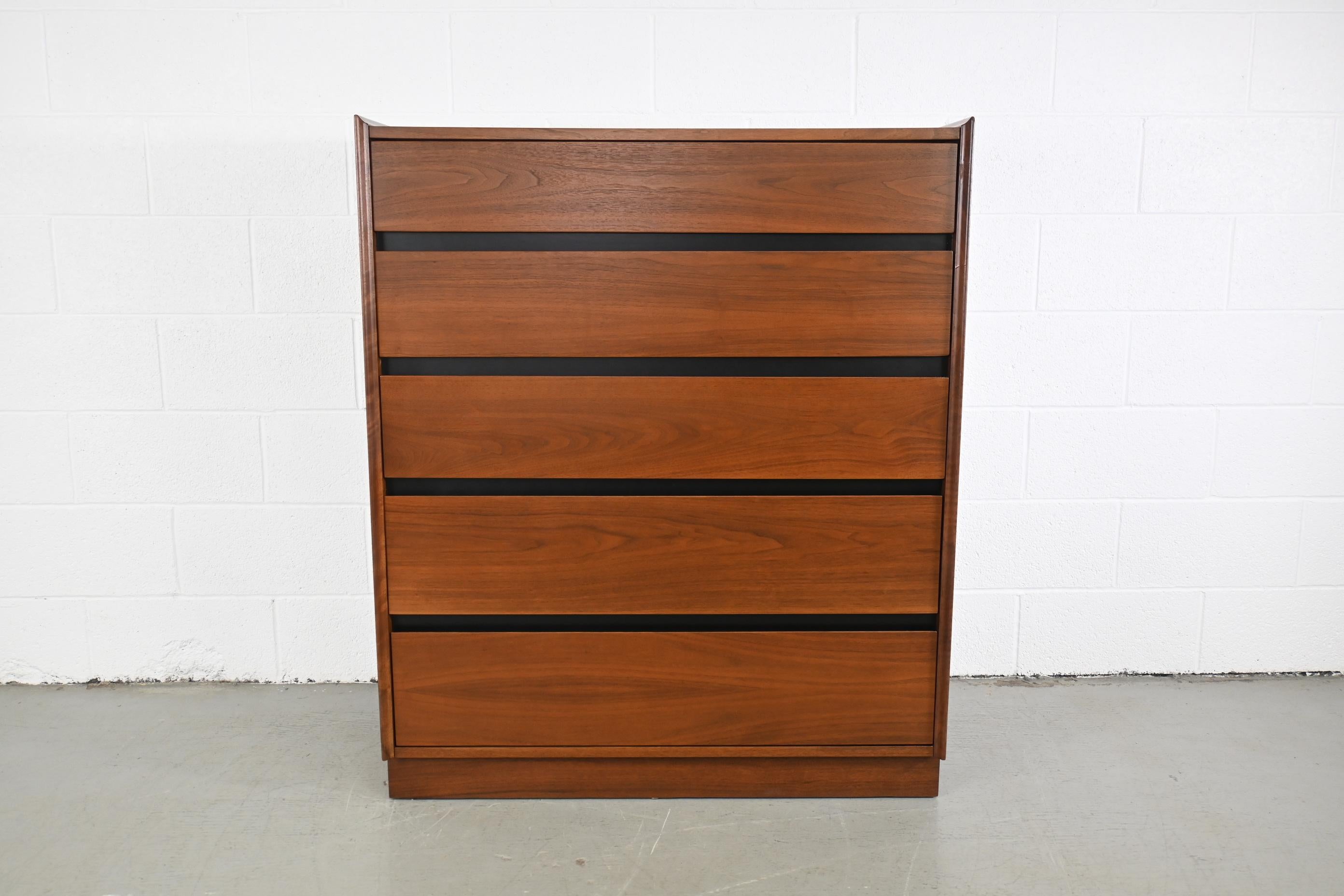 Dillingham Mid-Century Modern Walnut Highboy Dresser at 1stDibs ...