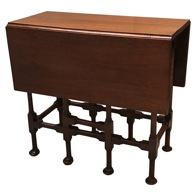 Diminutive Mahogany Gates Leg Side Table, circa 1900 For Sale at 1stDibs