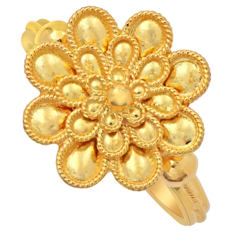 Dimos 18k Gold Triple Rosette Ring For Sale at 1stDibs