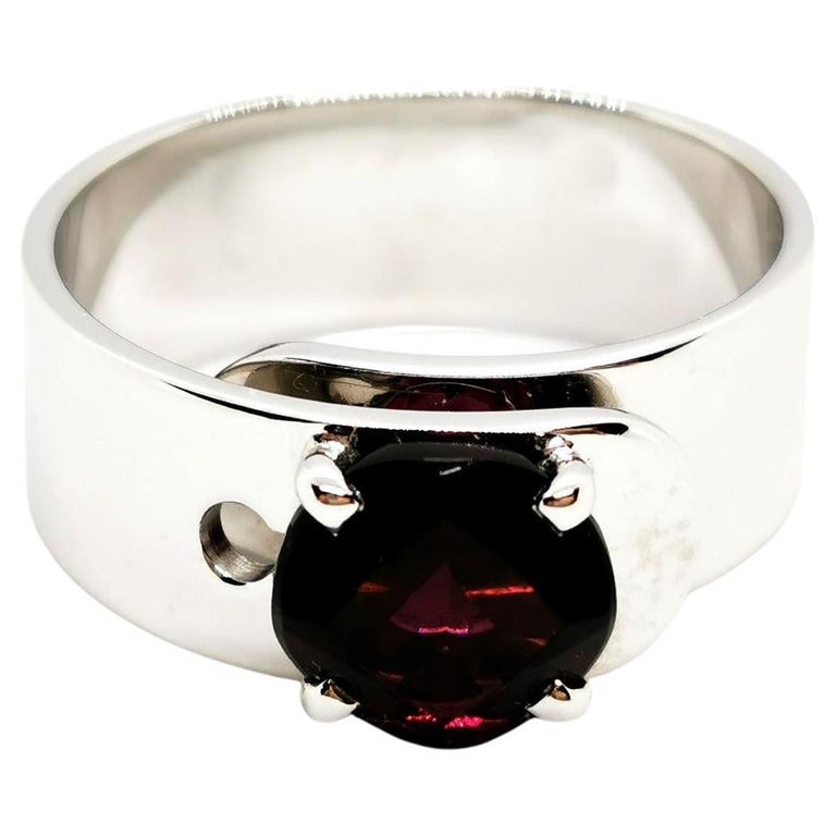 Dinh Van Ring Sixtine White Gold Garnet For Sale at 1stDibs