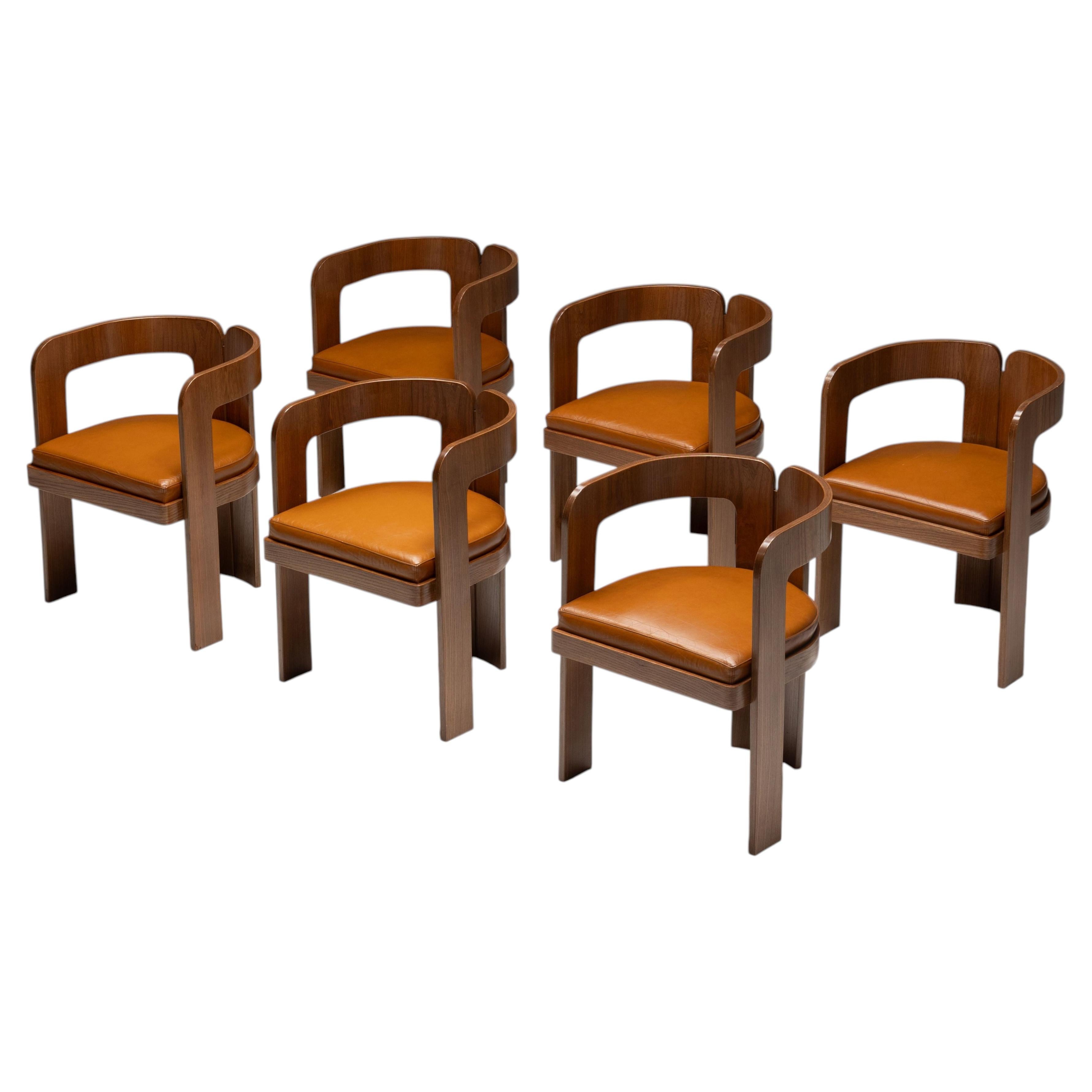 1970s Post-Modern Italian Set of Twelve Dining Chairs in Pine For Sale ...