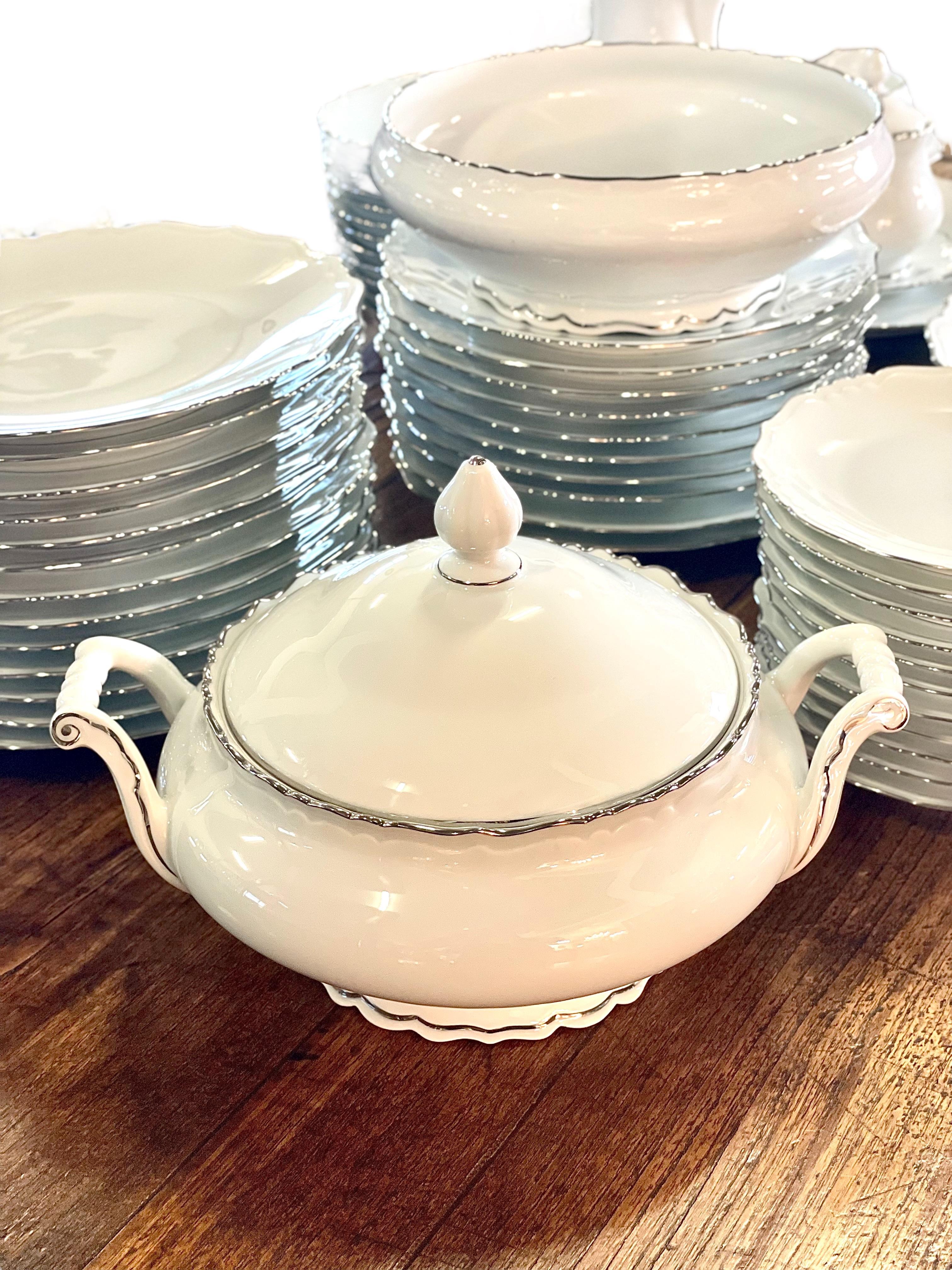 Dinner Service in White Limoges Porcelain For Sale at 1stDibs
