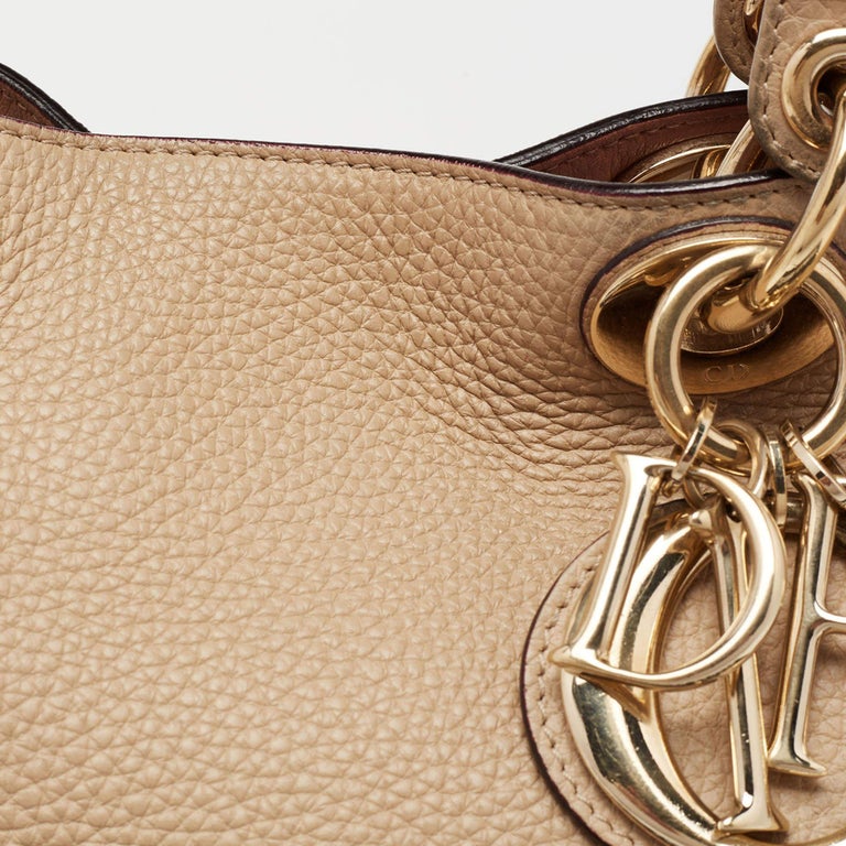 Dior Beige Leather Medium Diorissimo Shopper Tote For Sale at 1stDibs