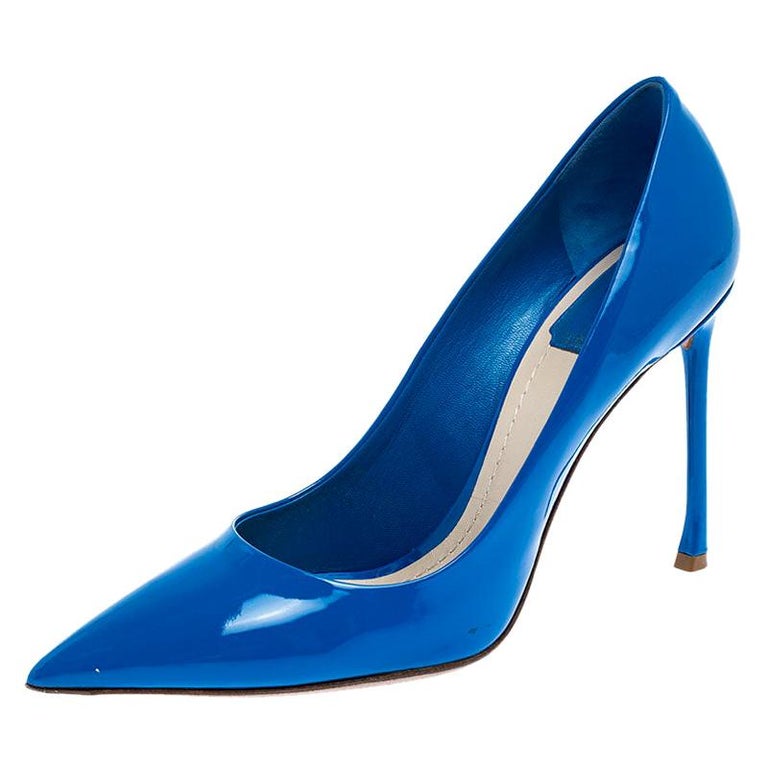 Dior Blue Patent Leather Pointed Toe Pumps Size 40 For Sale at 1stDibs