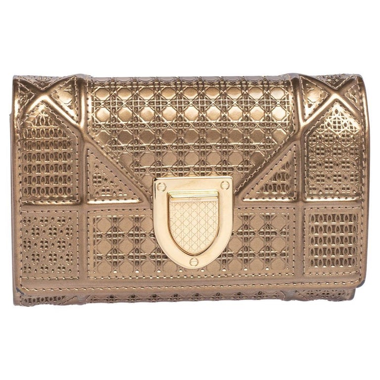 Dior Metallic Gold Micro Cannage Leather Diorama Trifold Wallet at 1stDibs