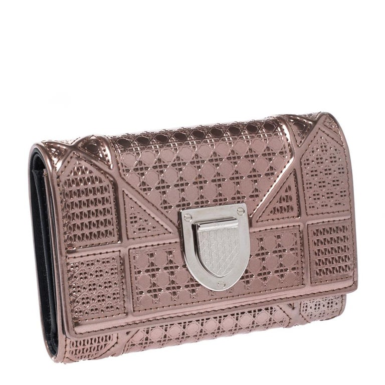 Dior Metallic Rose Gold Micro Cannage Patent Leather Diorama Trifold ...