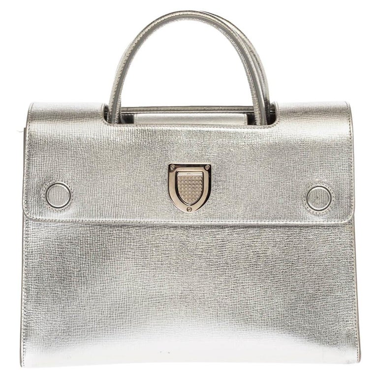 Dior Metallic Silver Leather Medium Diorever Bag For Sale at 1stDibs