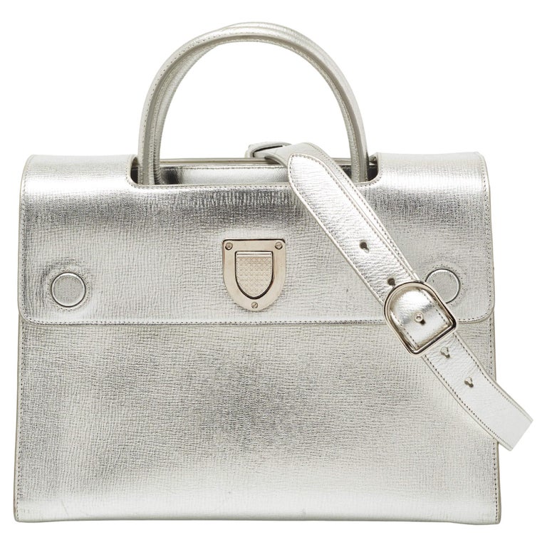 Dior Metallic Silver Leather Medium Diorever Tote For Sale at 1stDibs