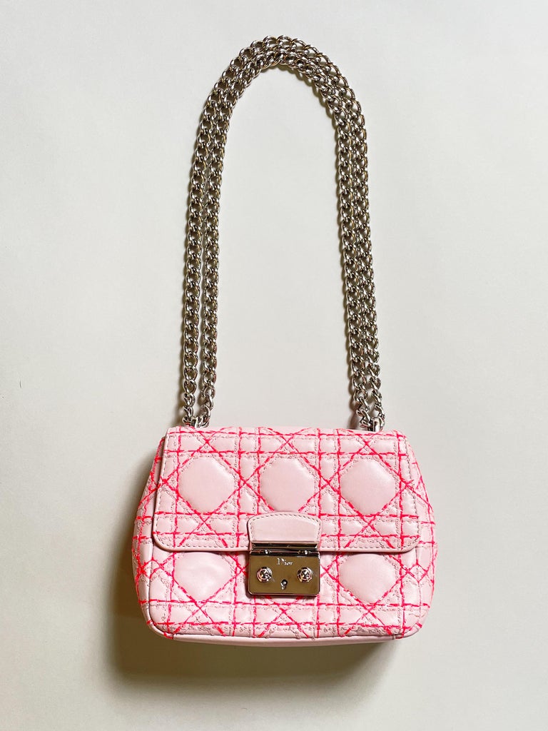 Dior mini miss Dior pink leather bag with chain For Sale at 1stDibs