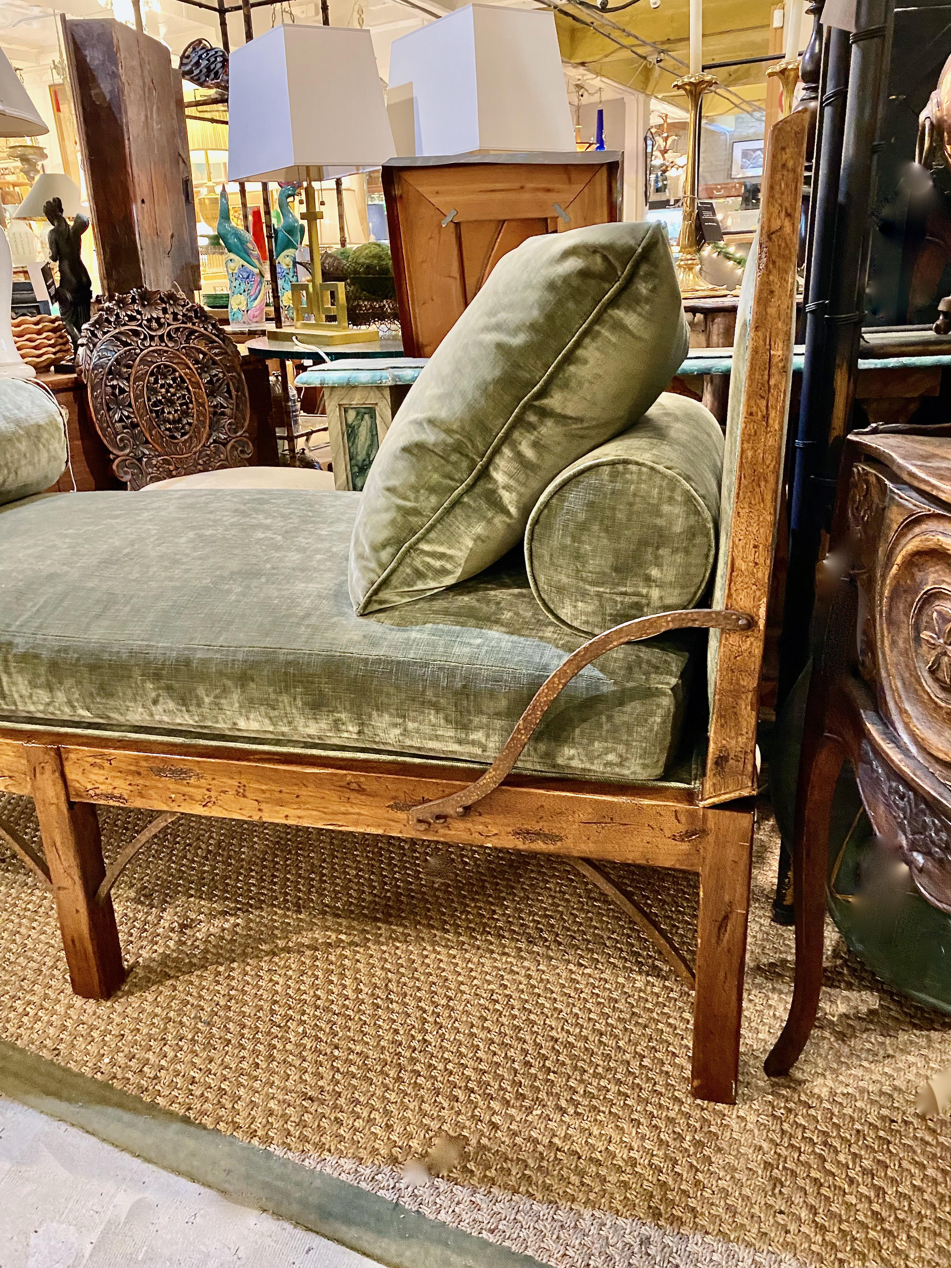 Directoire-Style Daybed at 1stDibs
