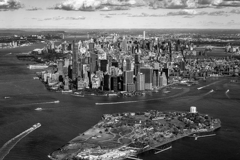 Dirk Braun - La ville en mouvement En vente sur 1stDibs