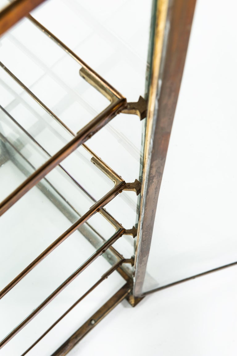 Display Cabinet in Brass and Glass Produced in Italy at 1stDibs