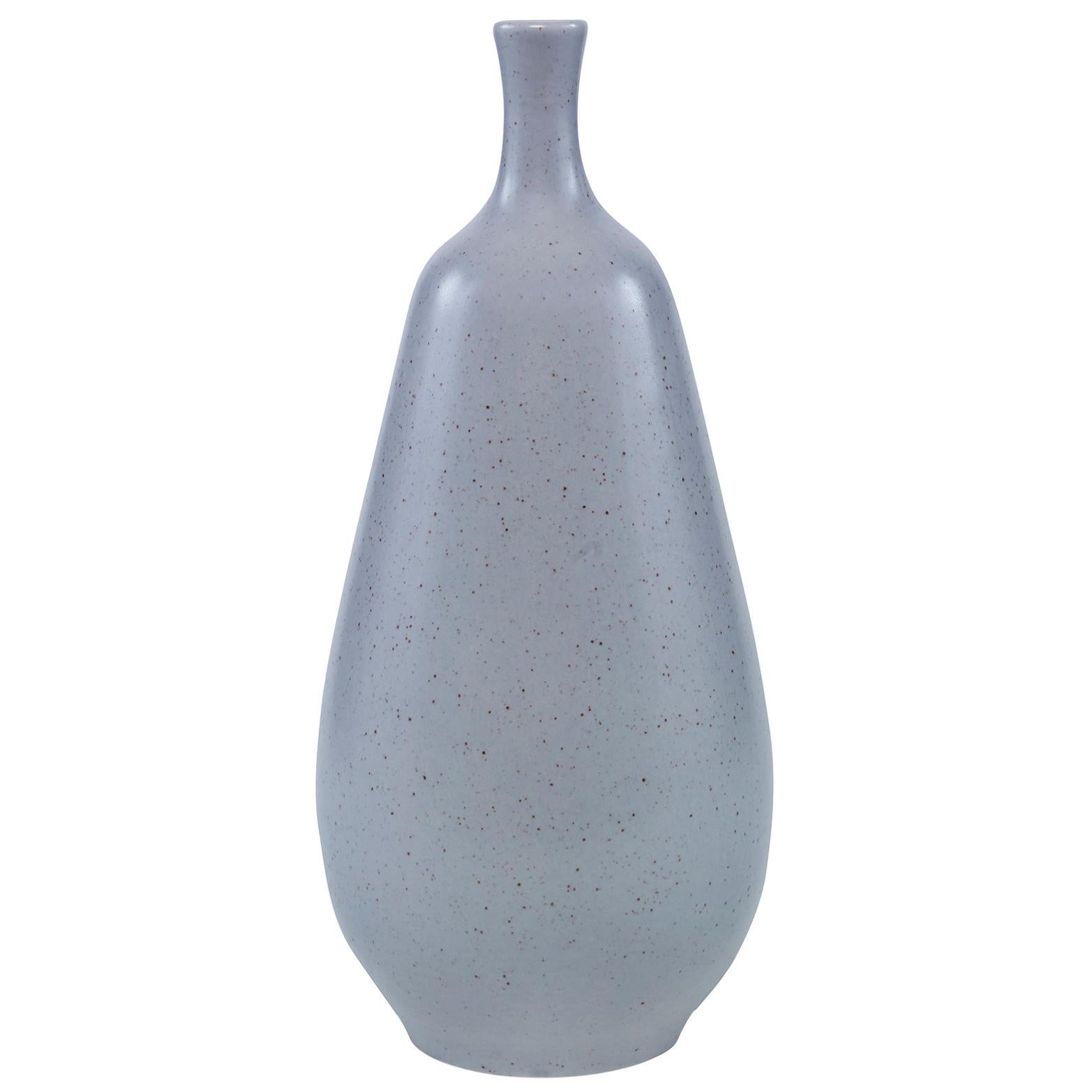 Marico Vase in Light Gray Ceramic by CuratedKravet For Sale at 1stDibs