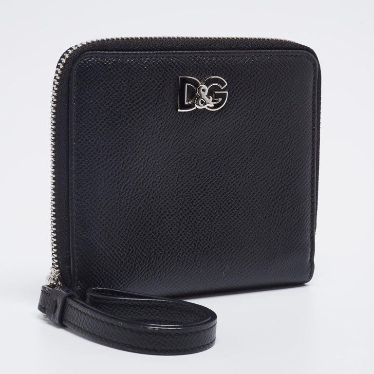 Dolce and Gabbana Black Leather D&G Logo Zip Around Wallet For Sale at ...
