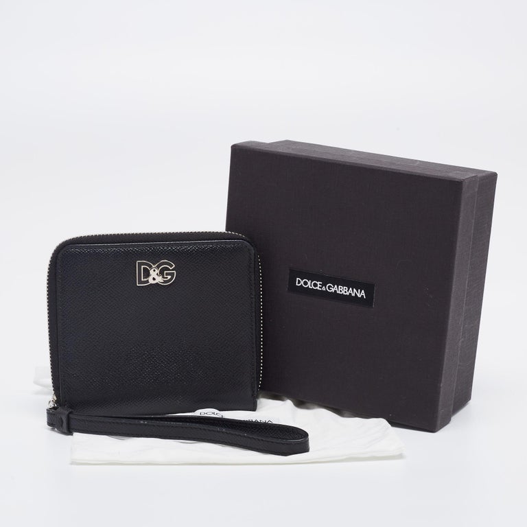 Dolce and Gabbana Black Leather D&G Logo Zip Around Wallet For Sale at ...