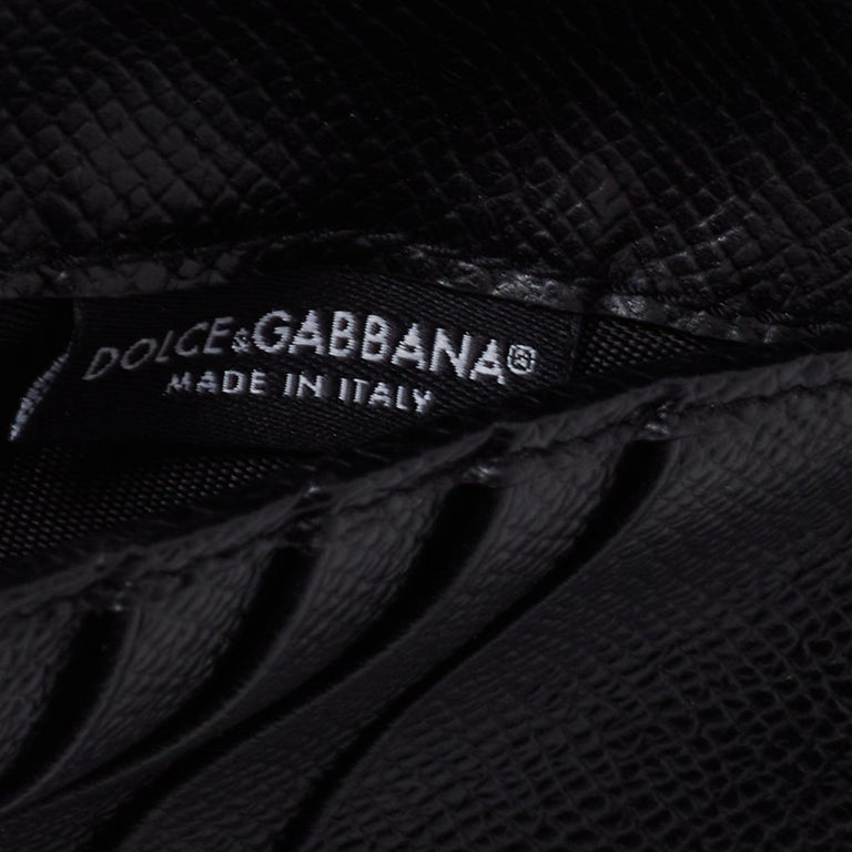 Dolce and Gabbana Black Leather D&G Logo Zip Around Wallet For Sale at ...