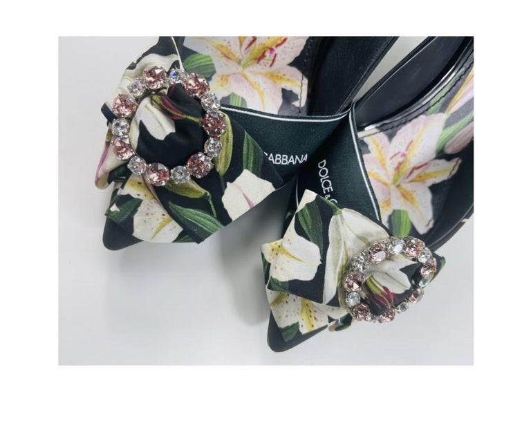 Dolce and Gabbana Black White Cloth Floral Lily Shoes Low Heels DG ...