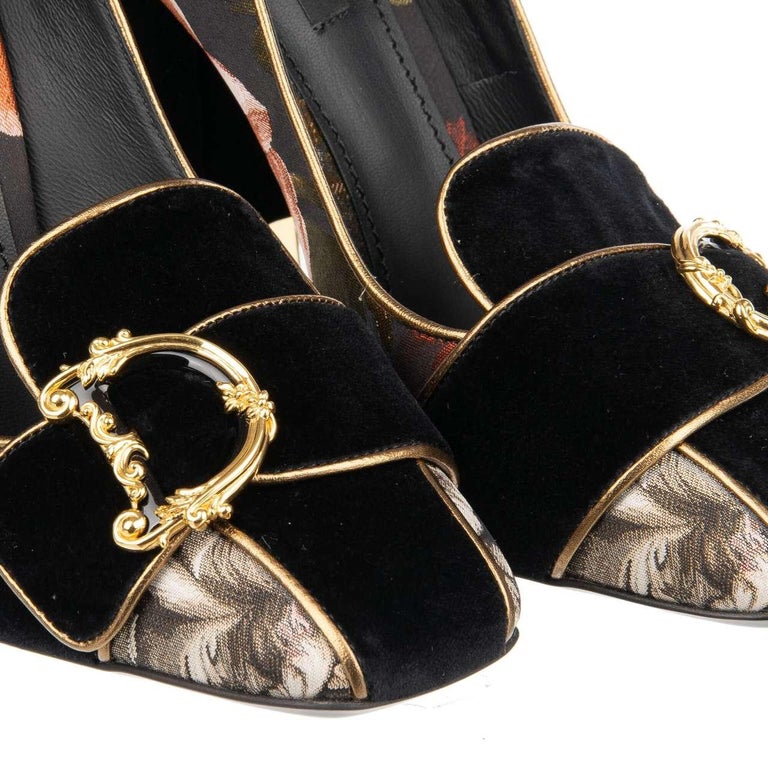 Dolce and Gabbana DG Golden Baroque Logo Velvet Pearl Heel Pumps JACKIE ...