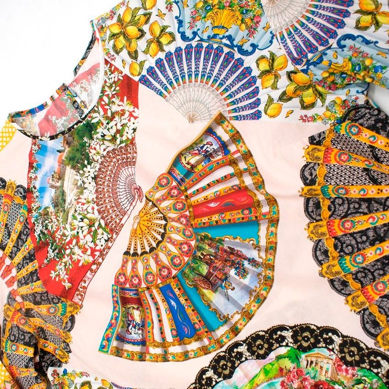 Dolce and Gabbana Fan-Printed Cotton Top - Size US 4 at 1stDibs