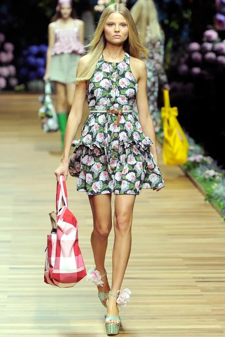 Dolce and Gabbana floral silk runway mini dress ss 2011 For Sale at 1stDibs