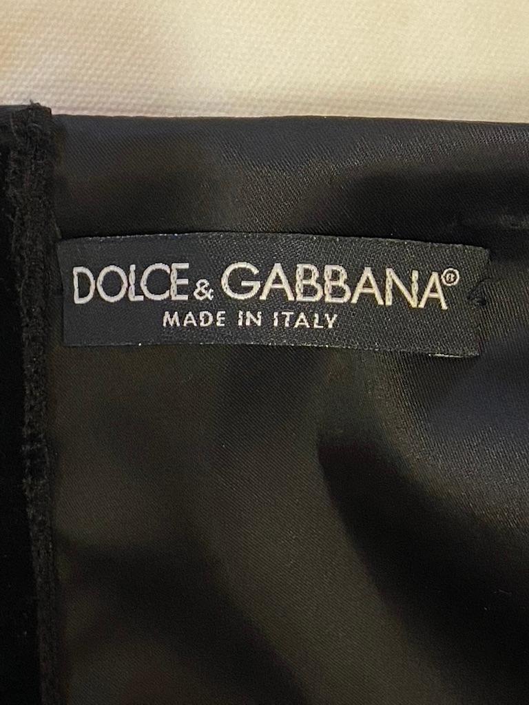 Dolce And Gabbana Iconic Signature Black Satin Form Fitting Hook And
