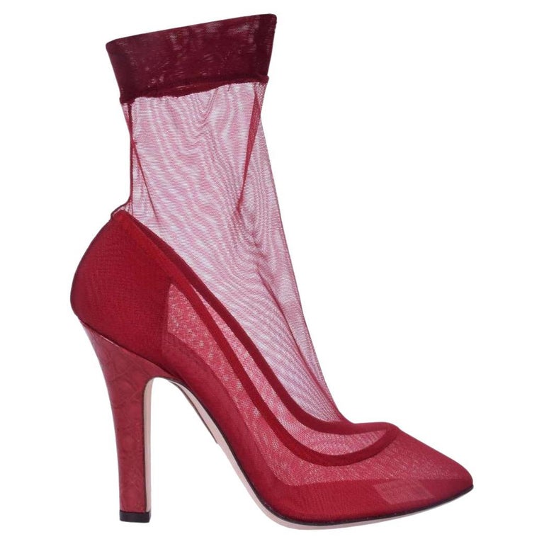 Dolce and Gabbana - Lace and Crocodile Pumps red For Sale at 1stDibs