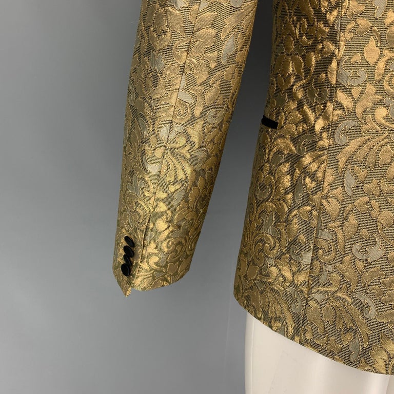 DOLCE and GABBANA SS 17 Size 42 Gold Jacquard Polyethylene Notch Lapel ...