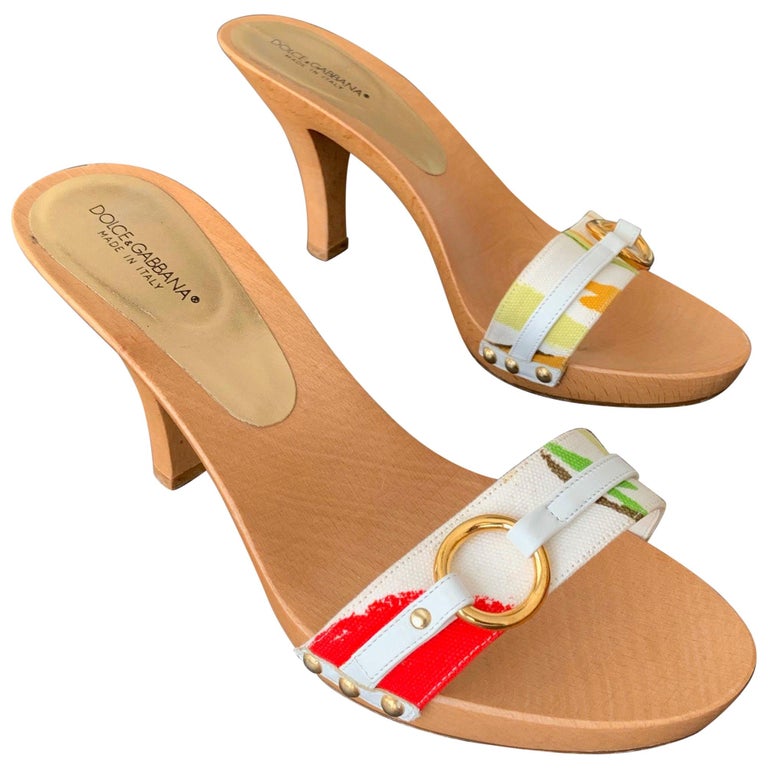 Dolce and Gabbana Wooden Slides Size 38. For Sale at 1stDibs