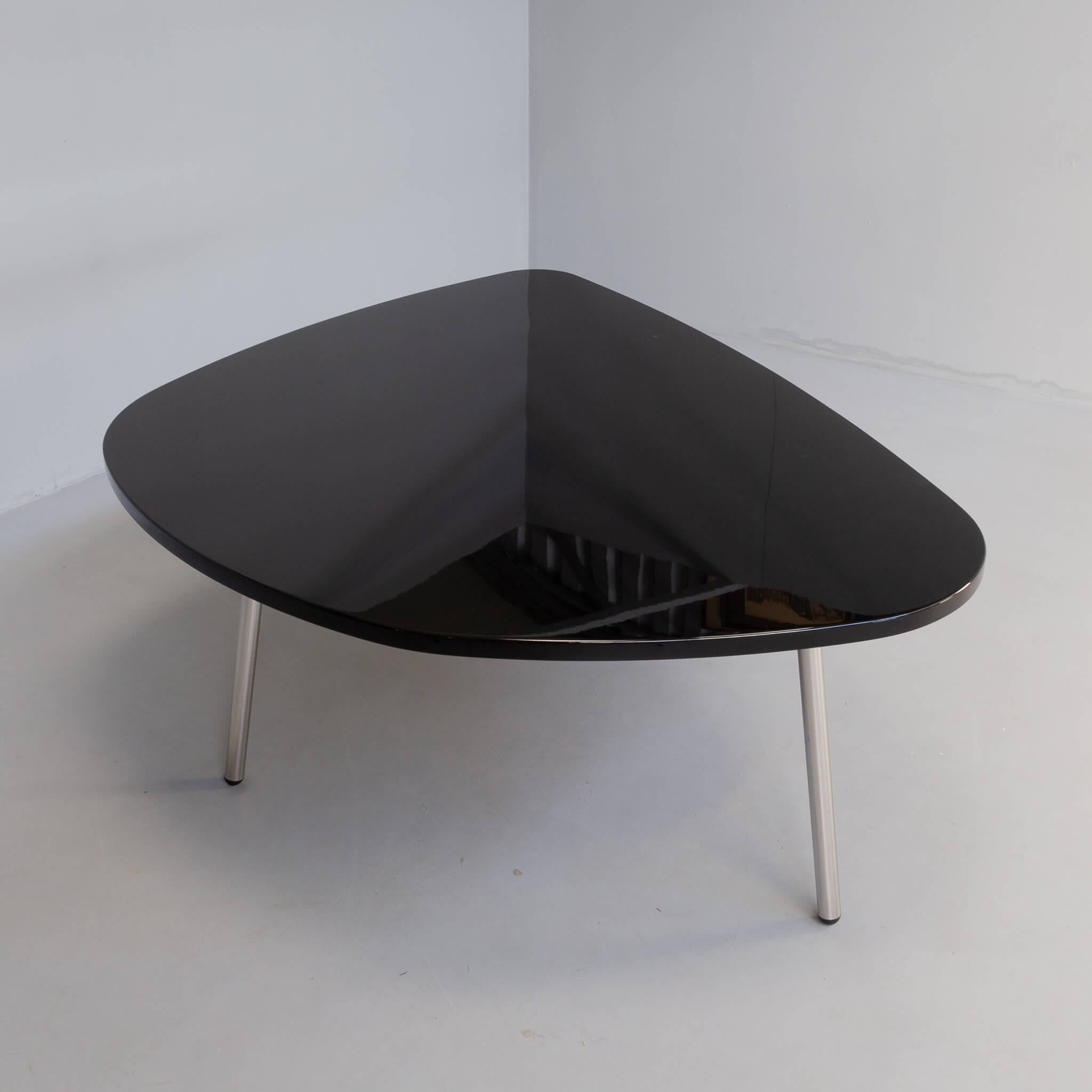 Dominique Mathieu ‘petalo’ dining table for Zanotta For Sale at 1stDibs