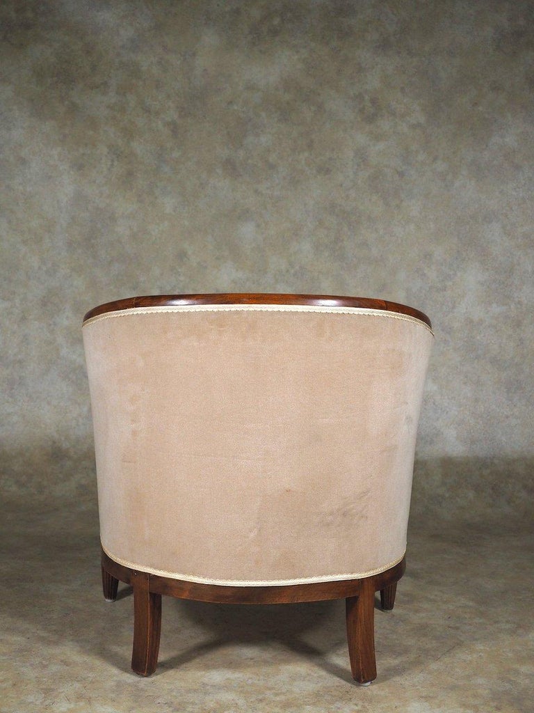 Dominique Single Round-Backed Club Chair For Sale at 1stDibs