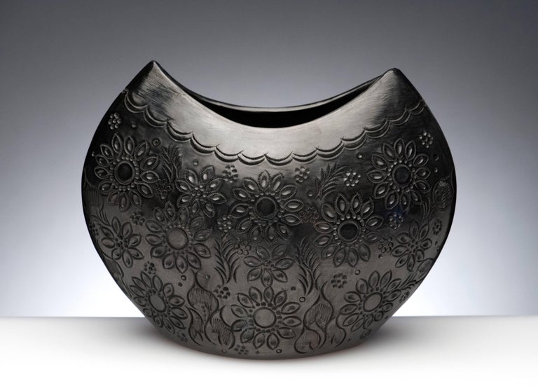 Dona Rosa Signed Black Pottery Vase Oaxaco, Mexico at 1stDibs