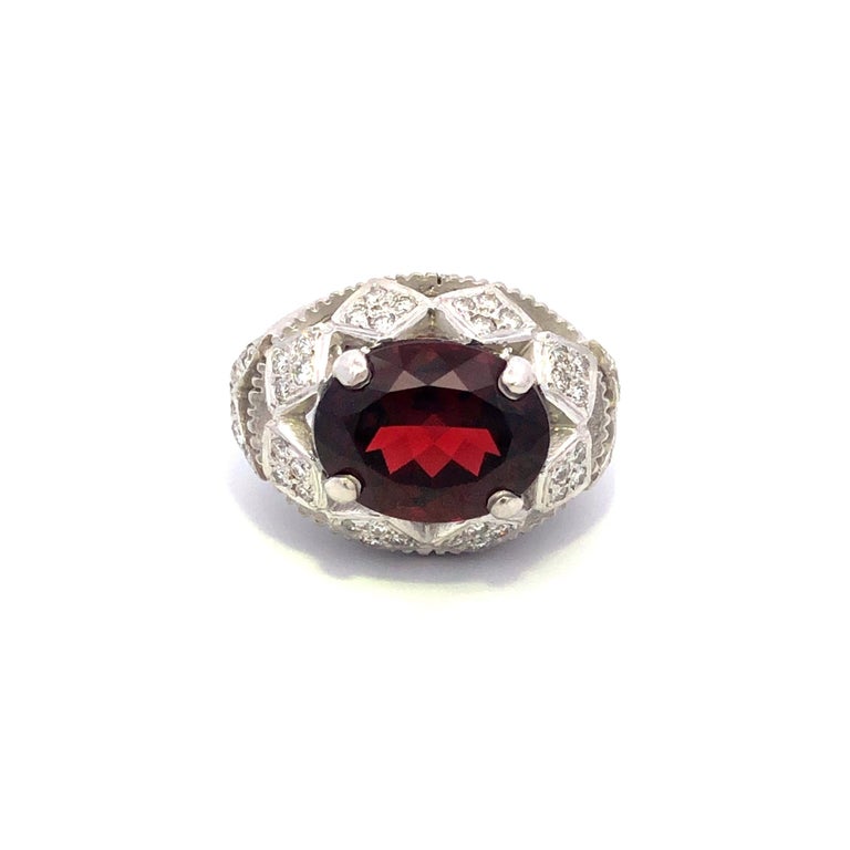 Doris Panos 18k White Gold Garnet and Diamond Ring For Sale at 1stDibs