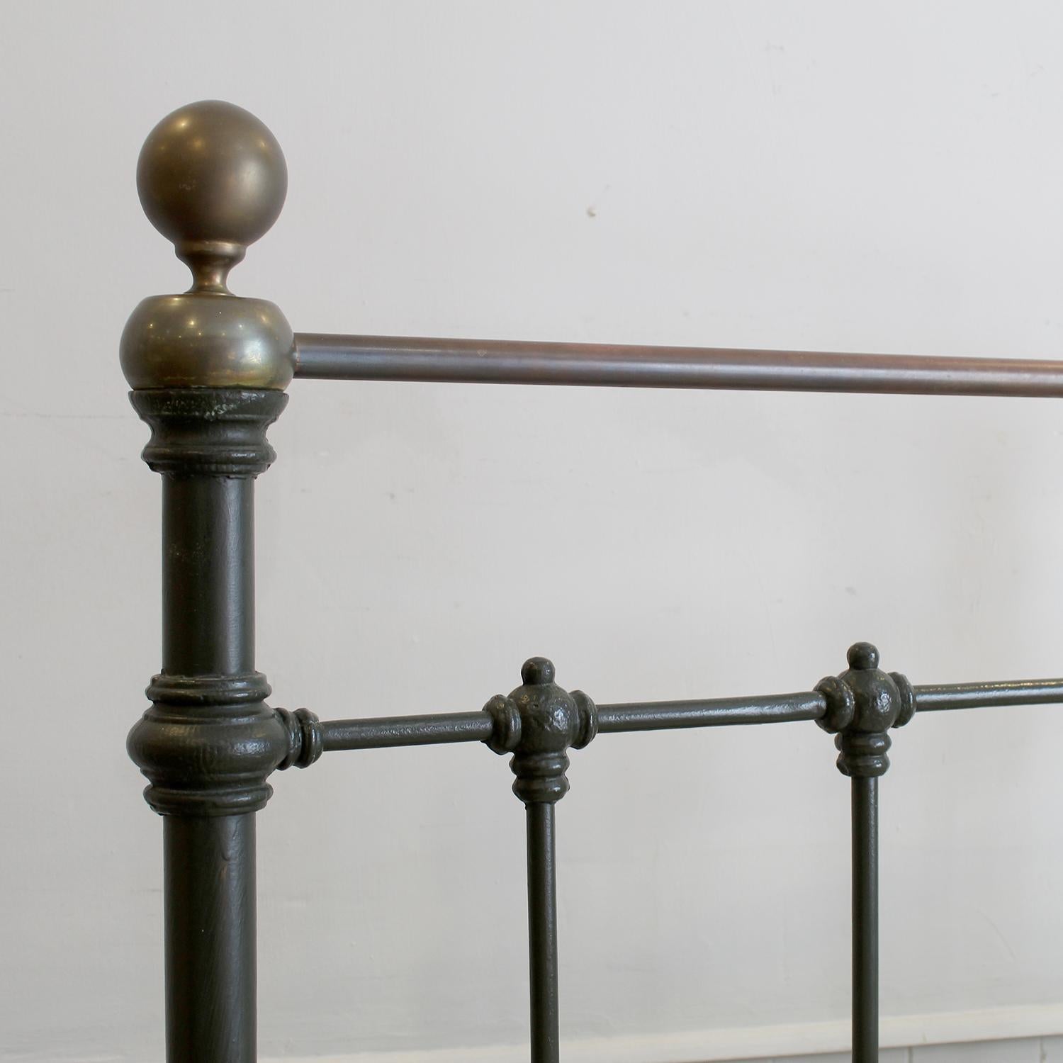 Double Antique Cast Iron and Brass Bed in Juniper Green, MD159 For Sale at 1stDibs